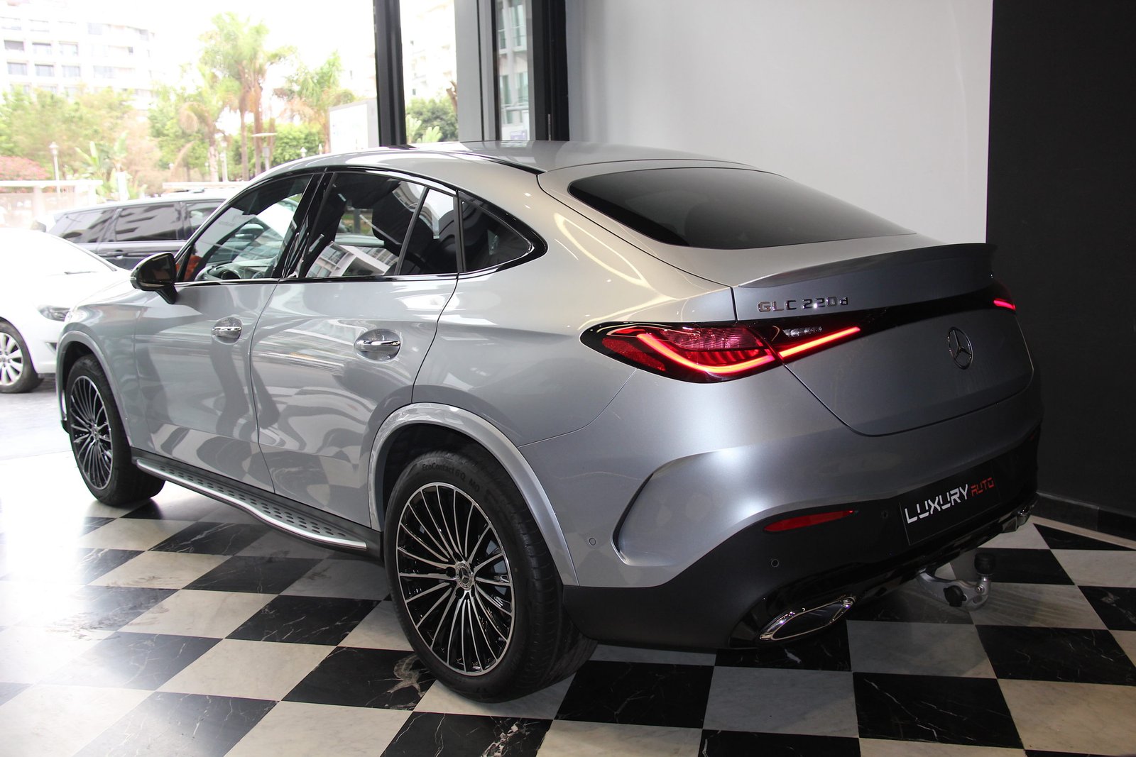 Mercedes-Benz GLC 220d 4MATIC Coupé (Importée neuve) - Luxury Auto